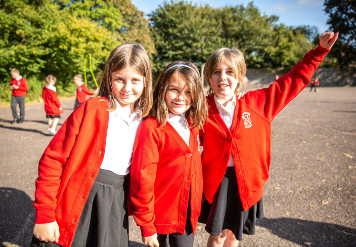 Welcome to Axminster Community Primary Academy